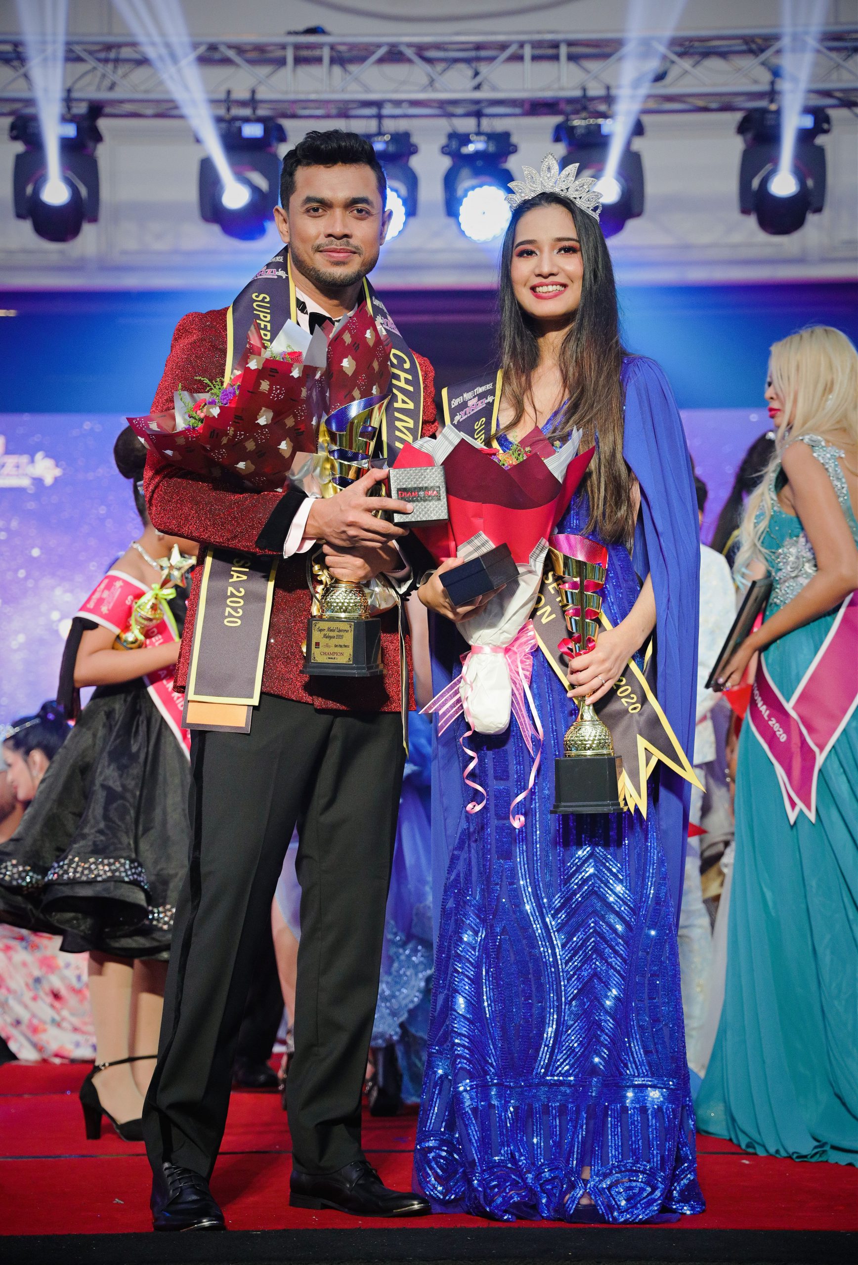 2020年马来西亚全球超模总决赛 Mohamad Saddam（男子组）和Hafsa Munir（女子组）夺冠 – 大橙传媒超科技(马来西亚)集团